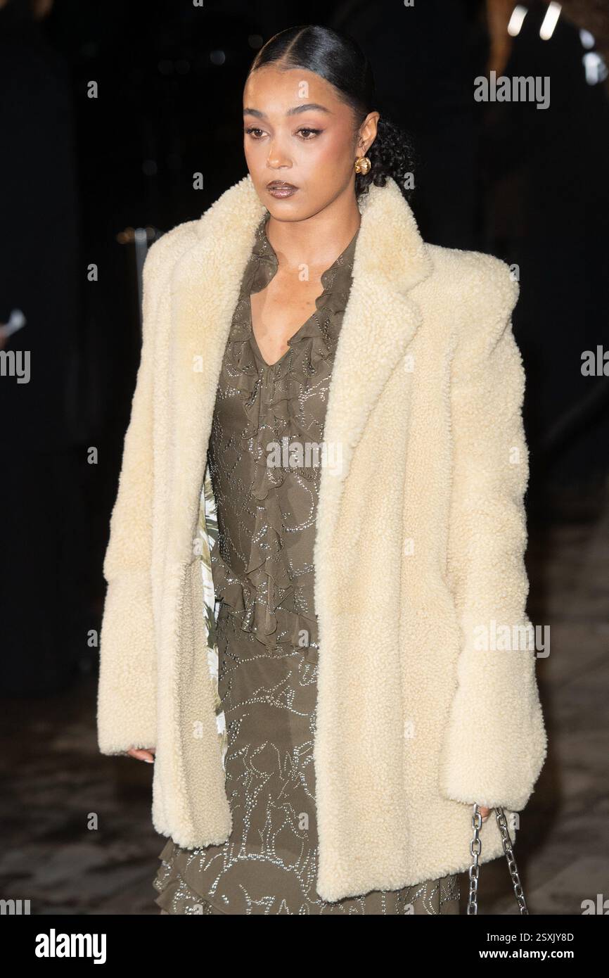 London, UK. 24 Feb, 2025. Pictured: Jasmine Jobson attends Burberry's ...