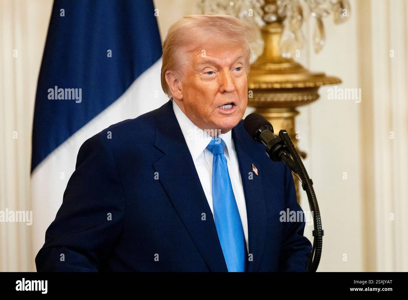WASHINGTON – Feb. 24, 2025: U.S. President Donald Trump and French ...