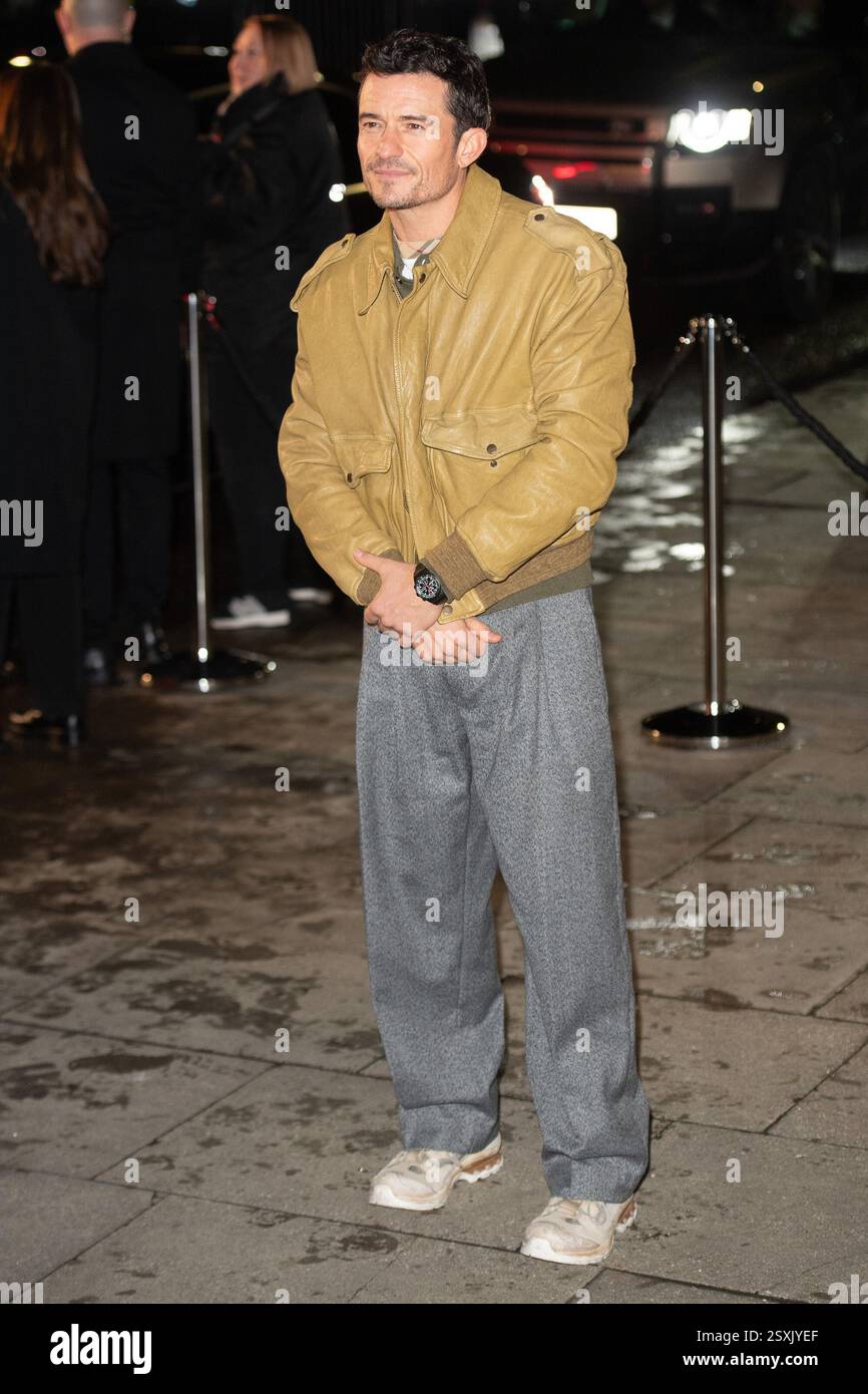 London, UK. 24 Feb, 2025. Pictured: Orlando Bloom attends Burberry's ...