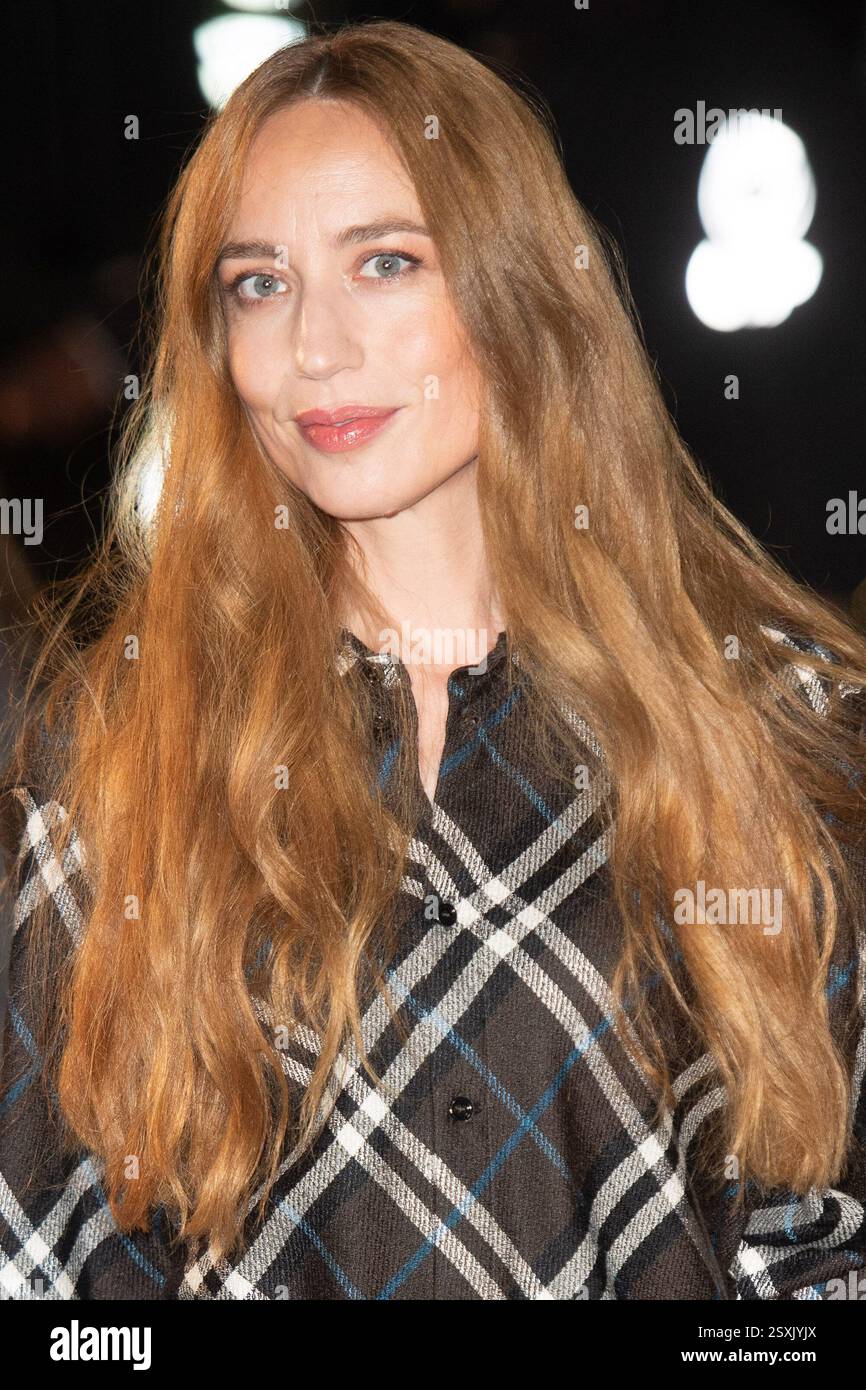 London, UK. 24 Feb, 2025. Pictured: Elizabeth Jagger attends Burberry's ...