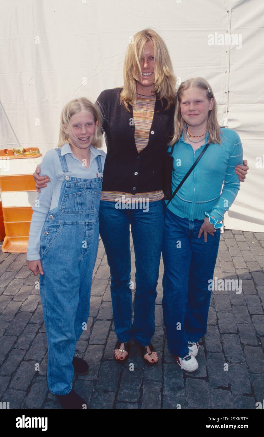 Patti Hansen with daughters Theodora Richards and Alexandra Richards at ...