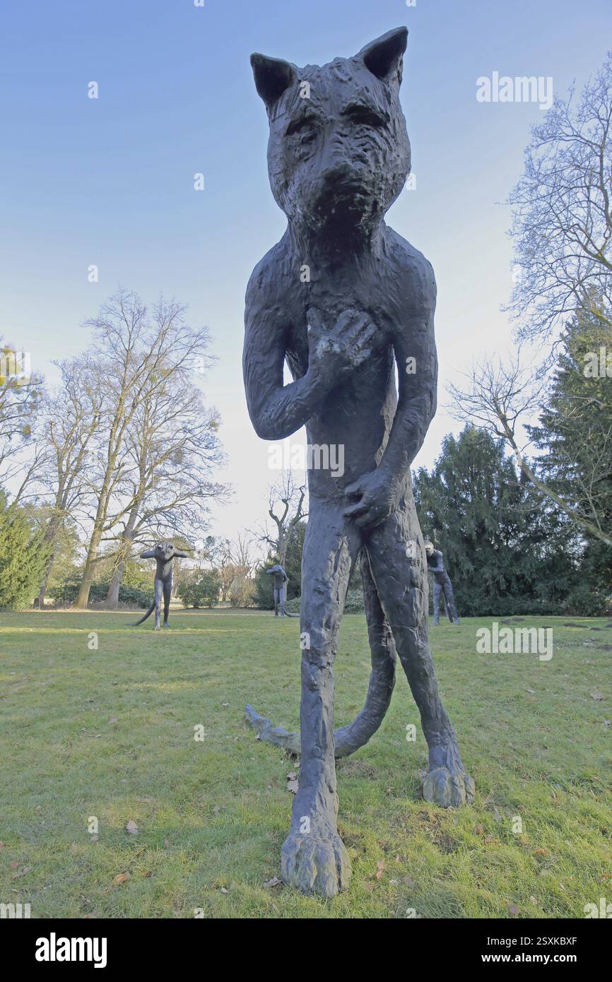 Sculpture Emissary Cats by Laura Ford 2013, modern art, oversized ...