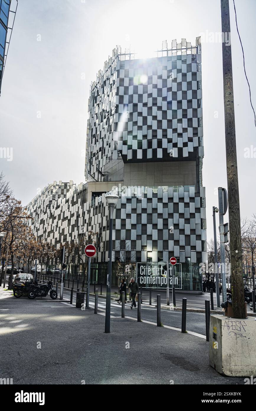 Centre for Regional Art FRAC PACA, modern architecture by Kengo Kuma ...