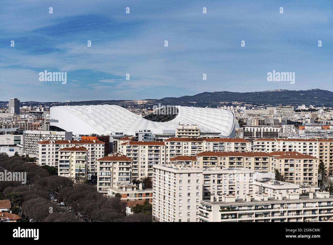 Marseille stadium hi-res stock photography and images - Alamy