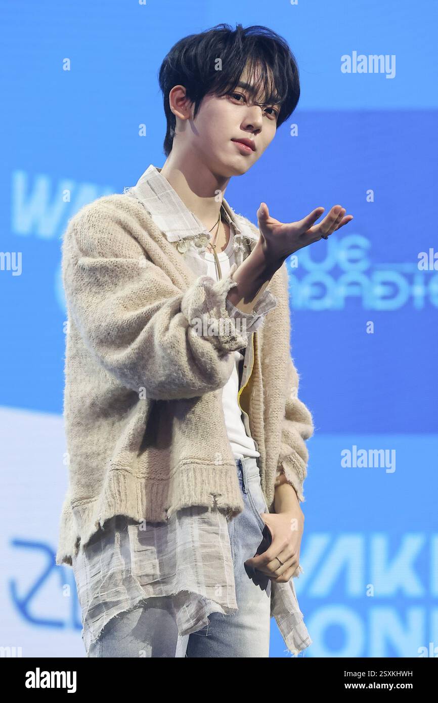 25th Feb, 2025. S. Korean boy group Zerobaseone Han Yoo-jin, a member of South Korean boy group ...