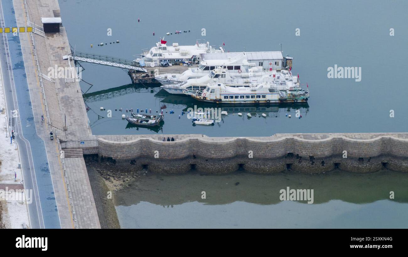 Aerial photo shows the snow scenery in Qingdao City, east China's ...
