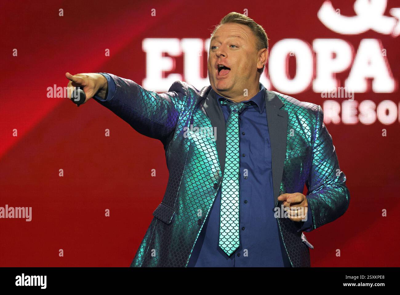 Miss Germany Awards Finale 2025 Warm-Upper Christian Oberfuchshuber ...