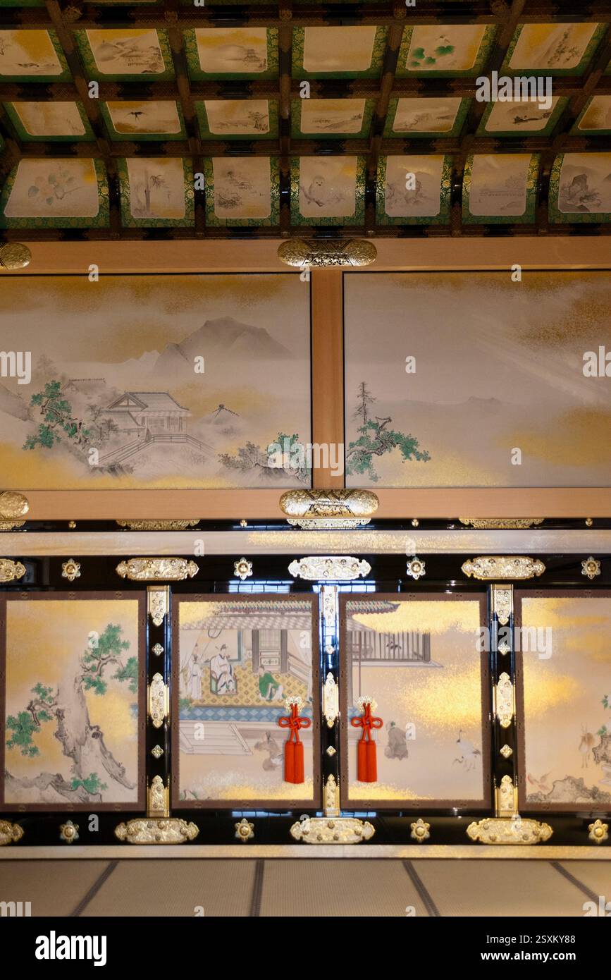 Photo shows the Ichi-no-ma waiting room looking through to the Jodan-no ...