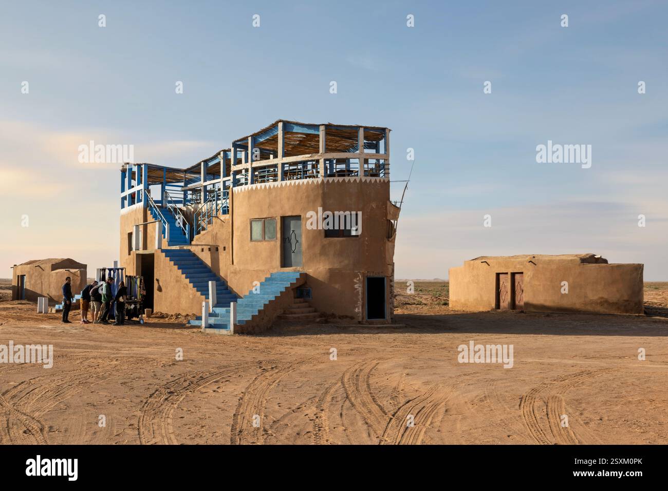Iriqui National Park, Morocco's largest, covers 1230 square kilometers ...