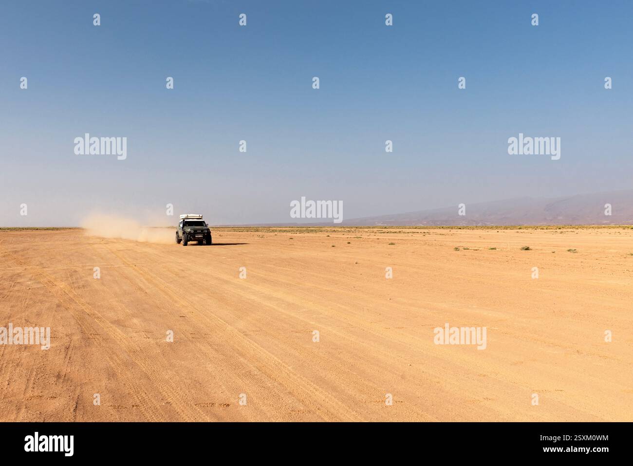 Iriqui National Park, Morocco's largest, covers 1230 square kilometers ...