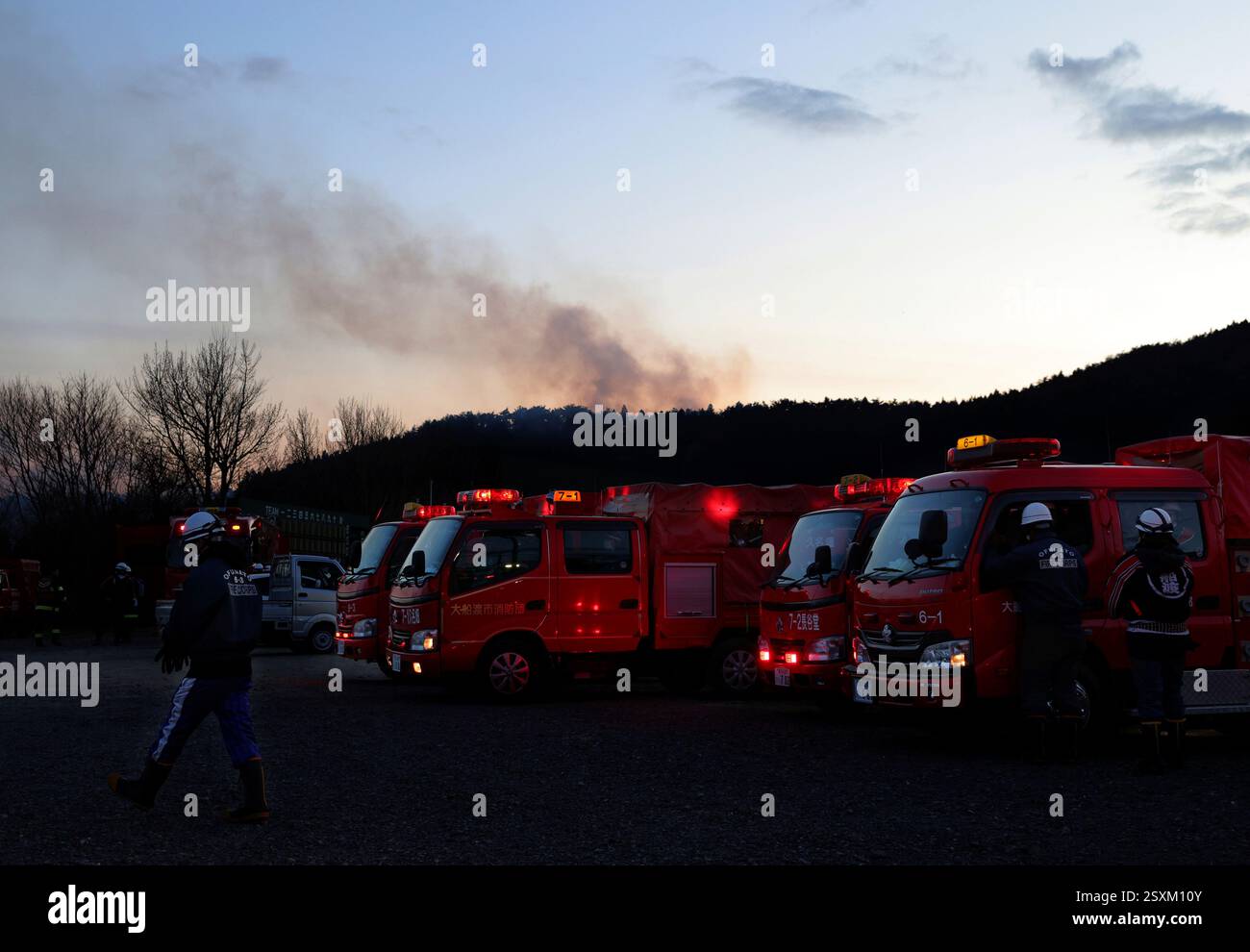 A photo shows a forest fire, continues to spread in Ofunato City, Iwate ...