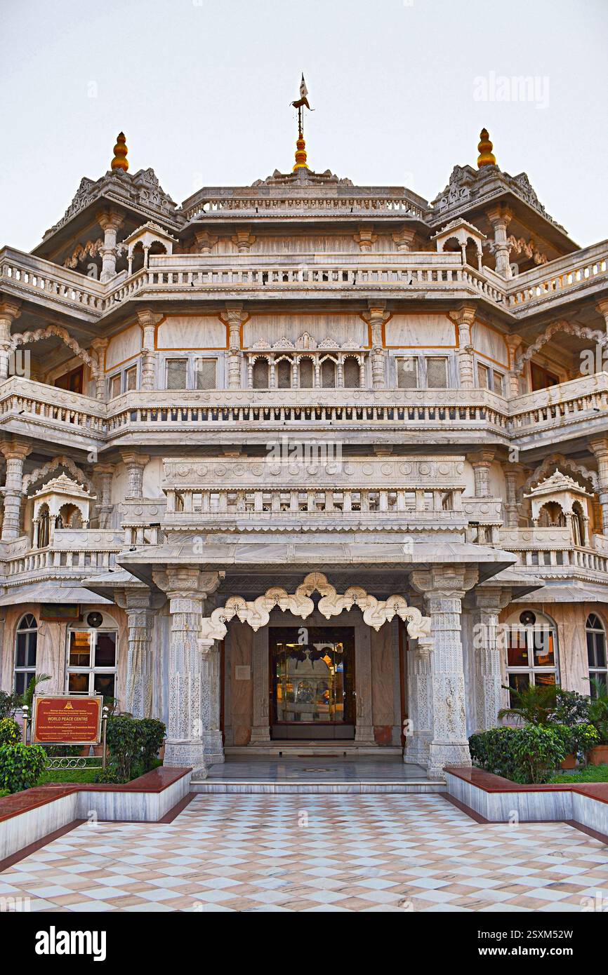 Smruti hi-res stock photography and images - Alamy