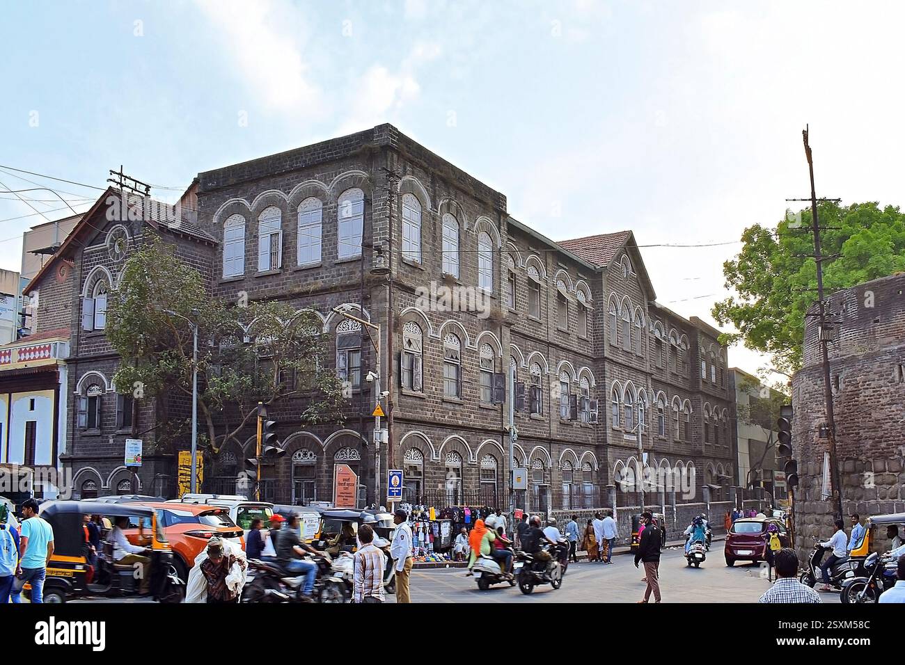 View of city Chowk traffic and Nana Wada Building, built in 1780 ...