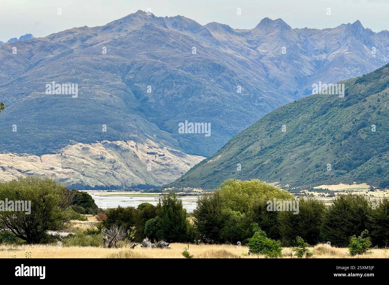 Makarora river west wanaka hi-res stock photography and images - Alamy