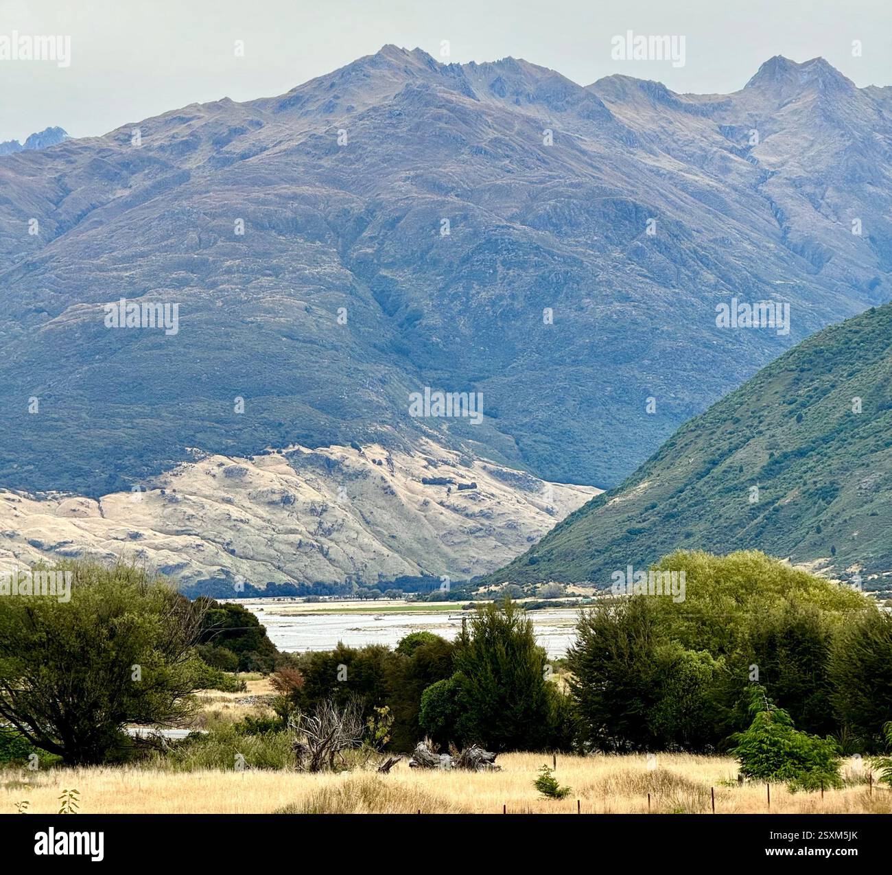 Makarora river west wanaka hi-res stock photography and images - Alamy