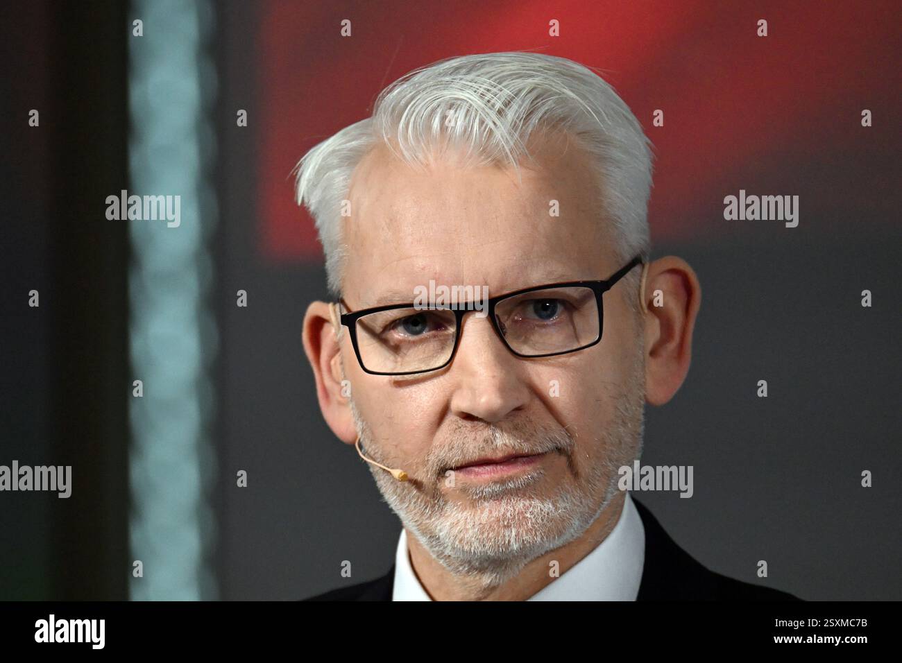 25 February 2025, North Rhine-Westphalia, Duesseldorf: Michael Lewis ...