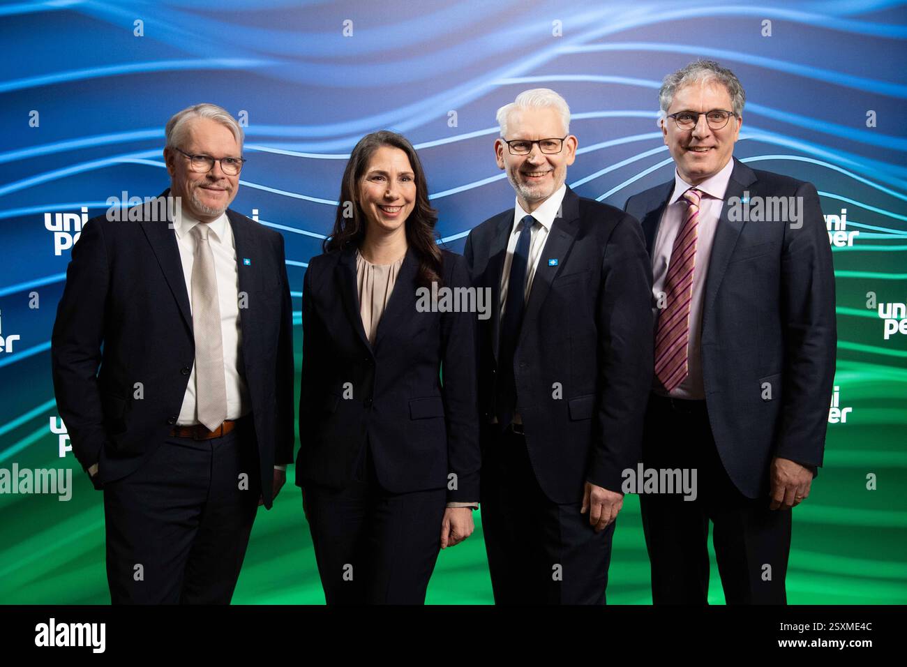 Der Vorstand der Uniper SE, von links: Carsten POPPINGA ...