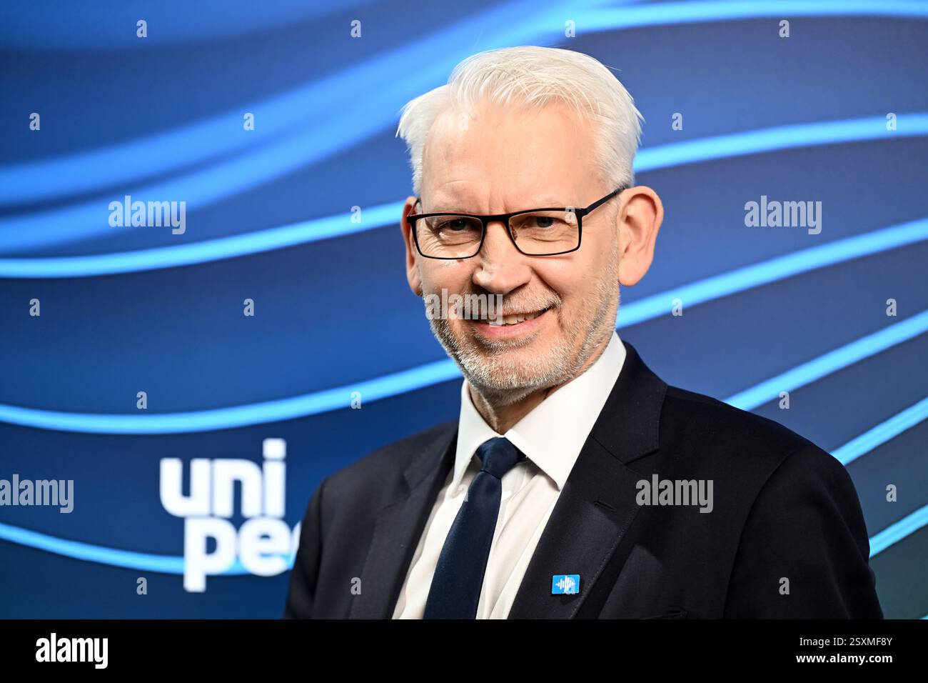25 February 2025, North Rhine-Westphalia, Duesseldorf: Michael Lewis ...
