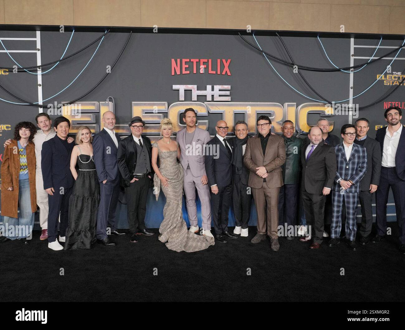 Los Angeles, USA. 24th Feb, 2025. (L-R) THE ELECTRIC STATE Cast & Crew ...