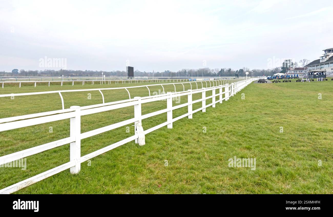 Lingfield park surrey racecourse hi-res stock photography and images ...