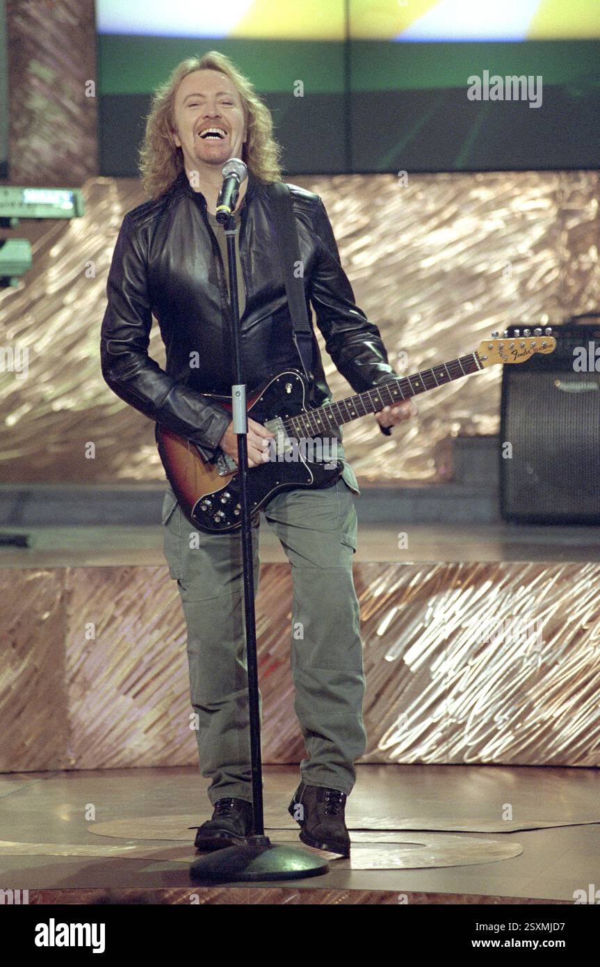 Umberto tozzi immagini 1999 hi-res stock photography and images - Alamy