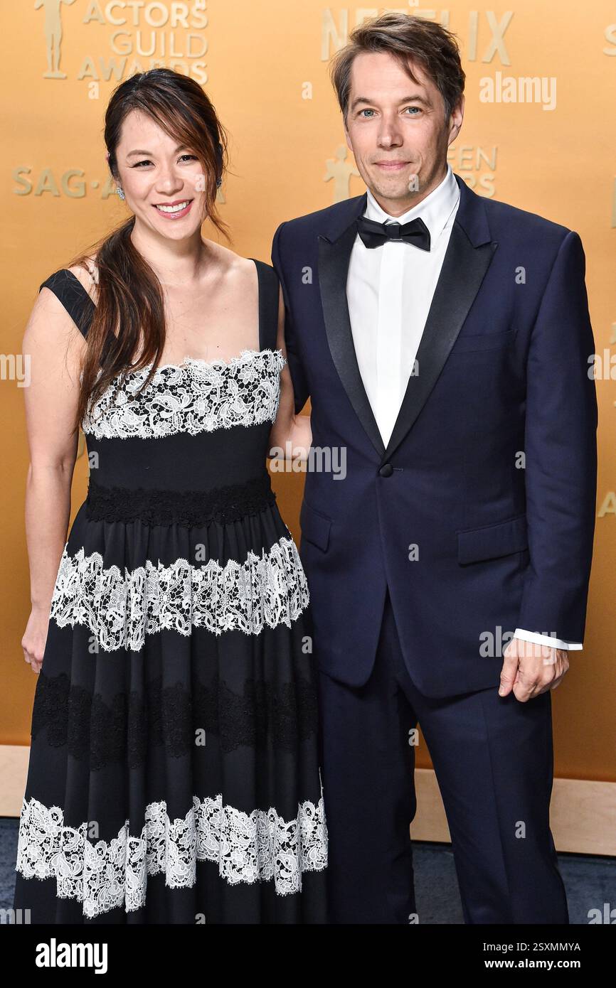 LOS ANGELES, CALIFORNIA, USA - FEBRUARY 23: Samantha Quan and husband ...