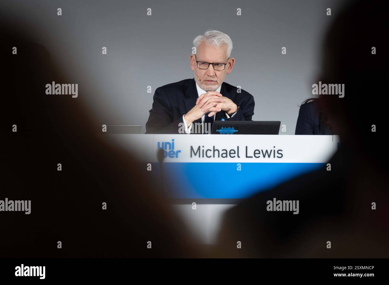 Michael LEWIS, Vorstandsvorsitzender, Chief Executive Officer CEO ...