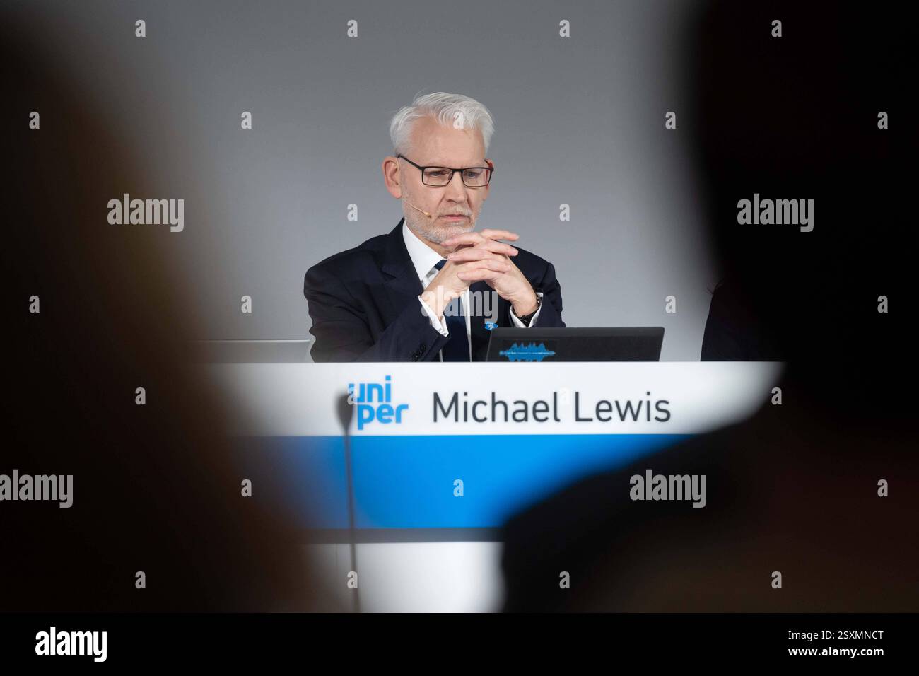 Michael LEWIS, Vorstandsvorsitzender, Chief Executive Officer CEO ...