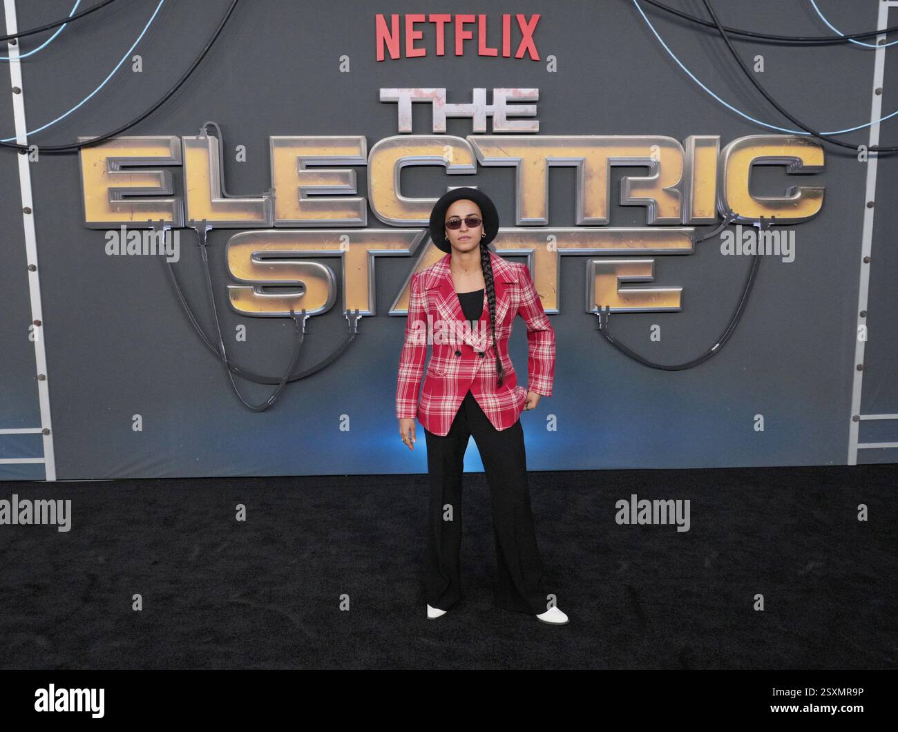 Los Angeles, USA. 24th Feb, 2025. Ruhee Dosani arrives at Netflix's THE ...