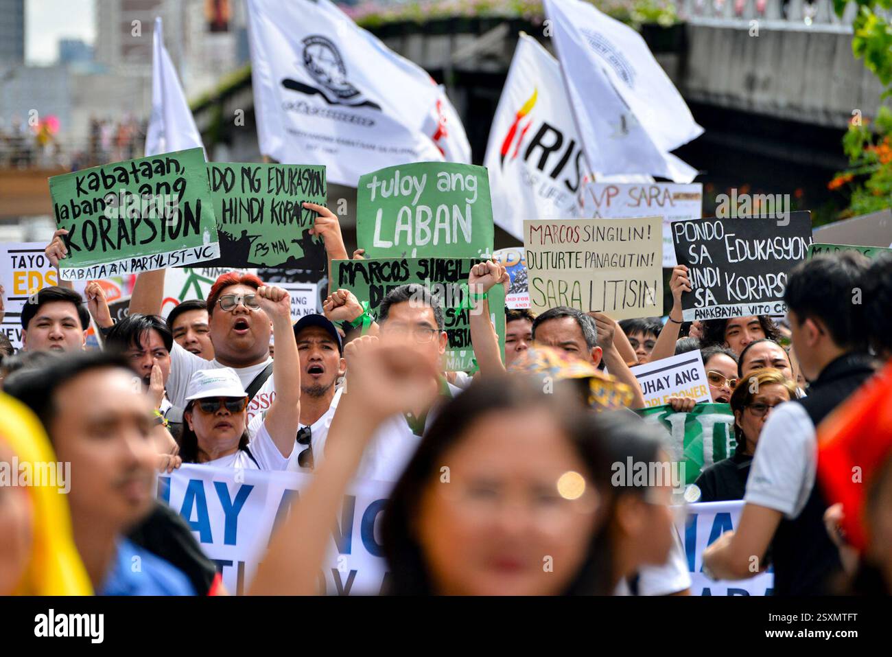 Edsa 2025 hi-res stock photography and images - Alamy