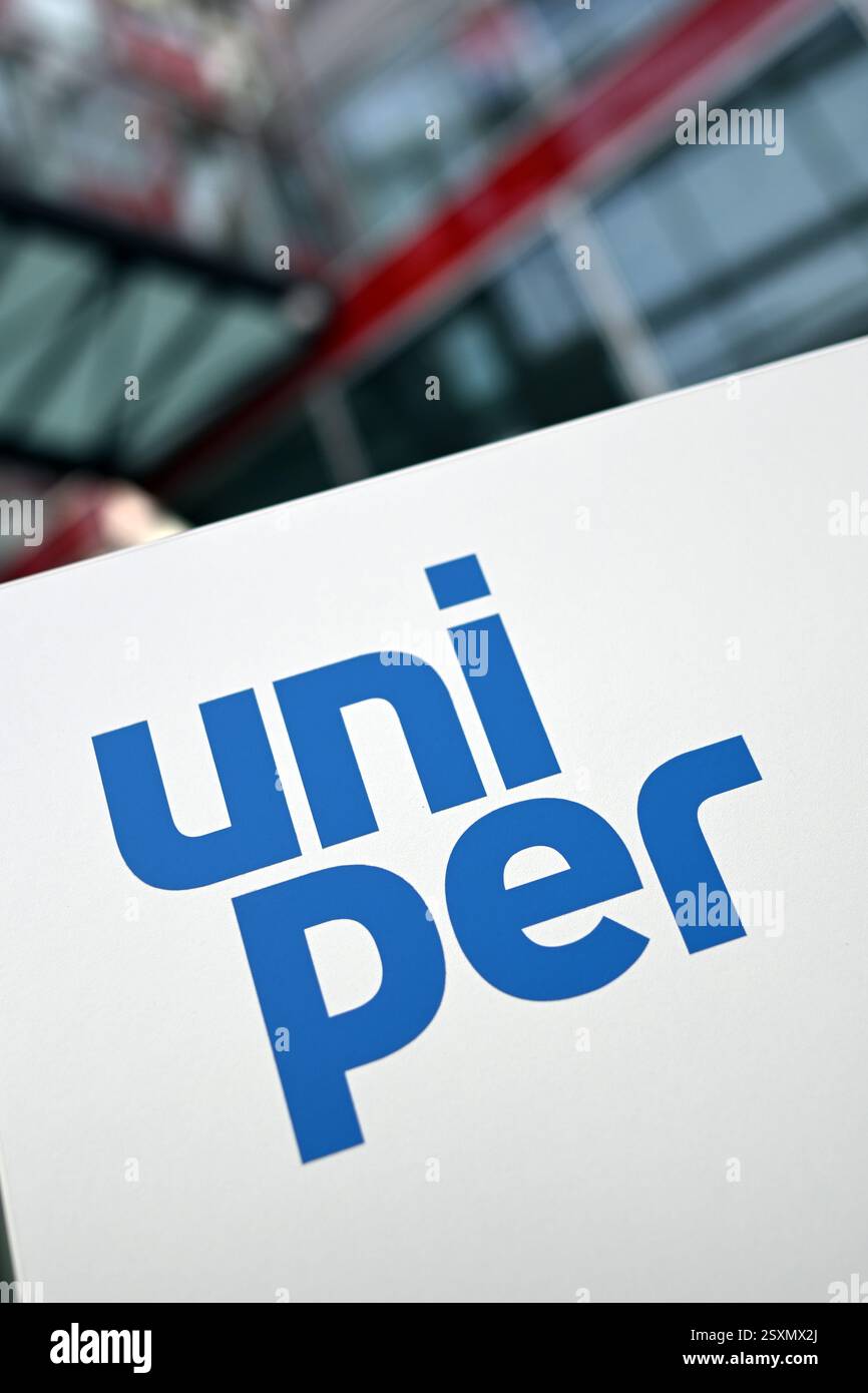 Duesseldorf, Germany. 25th Feb, 2025. View of the Uniper headquarters ...