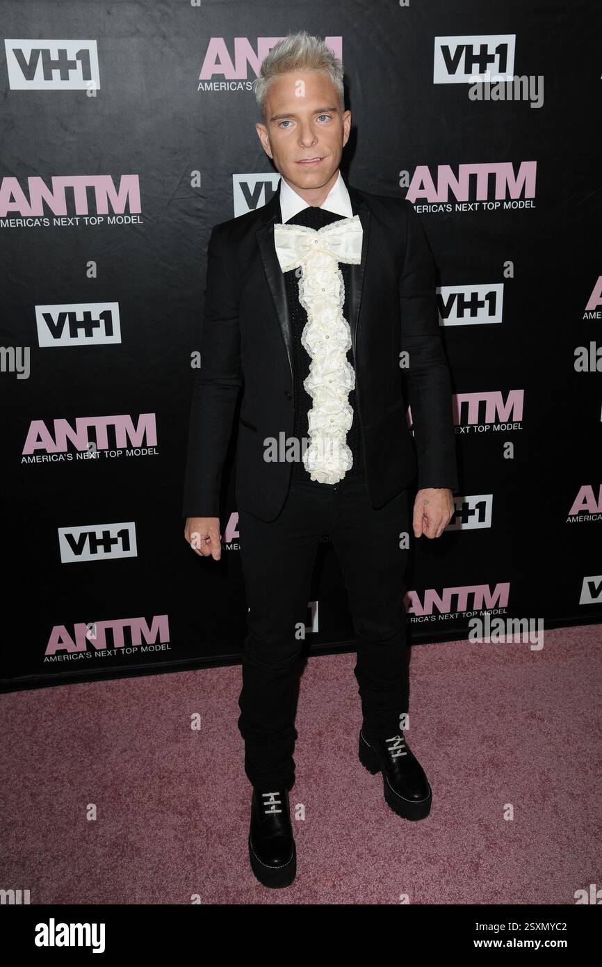 Drew Elliott attending the VH1 America's Next Top Model premiere party ...
