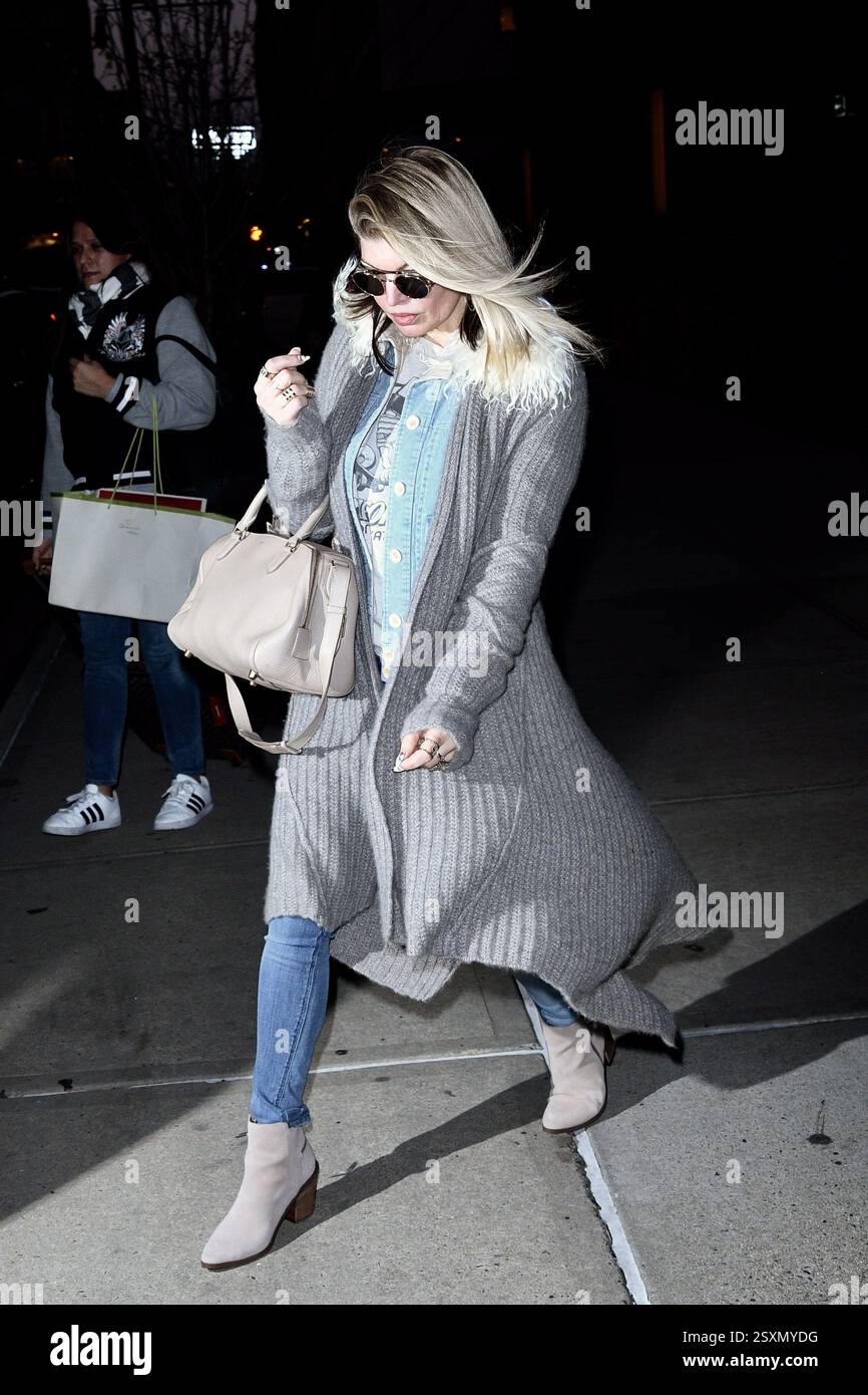 Singer Fergie leaves a downtown hotel on December 8 2016 in New York ...