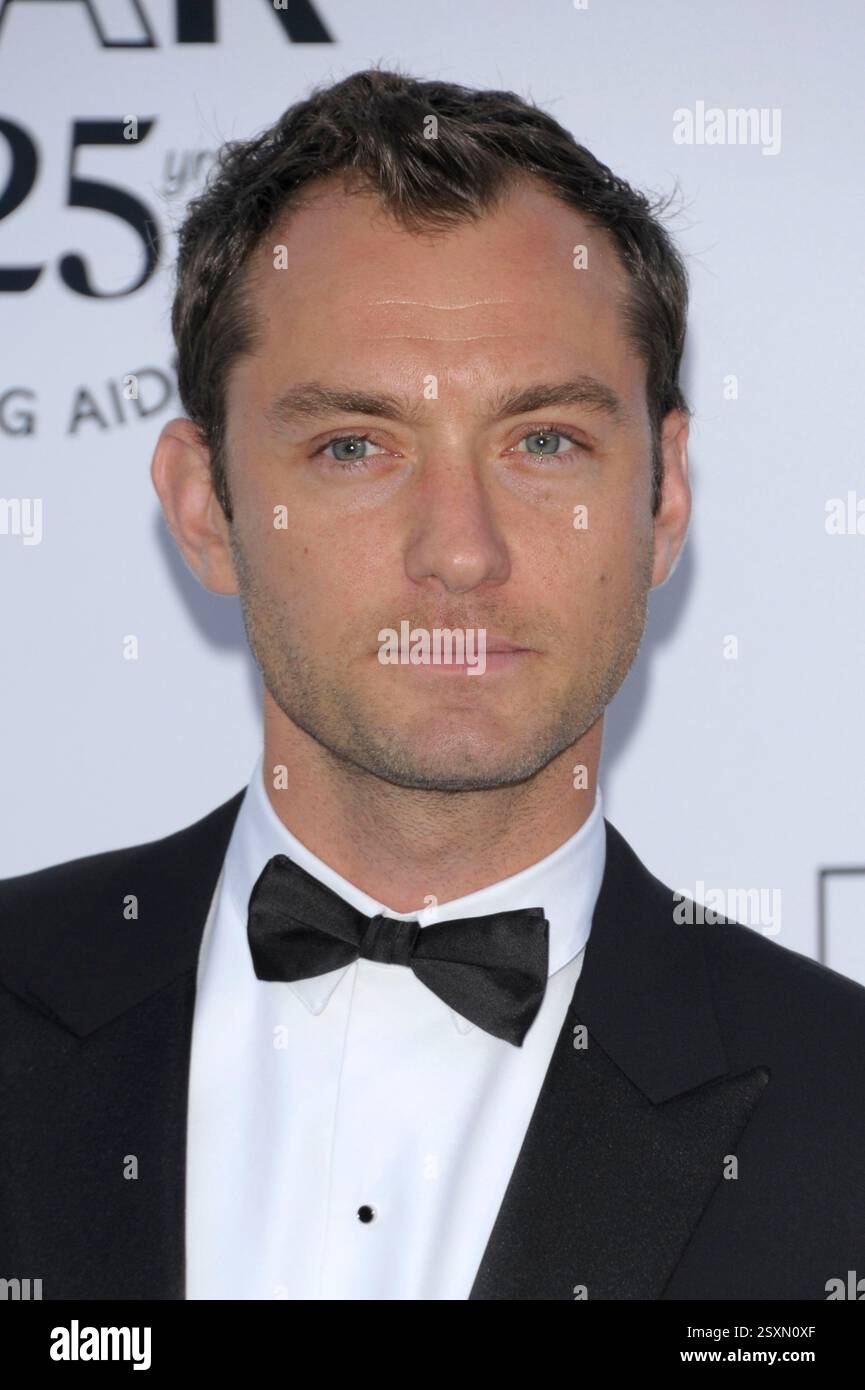 JUDE LAW.amfAR's Cinema Against AIDS Gala during the 64th Annual Cannes ...