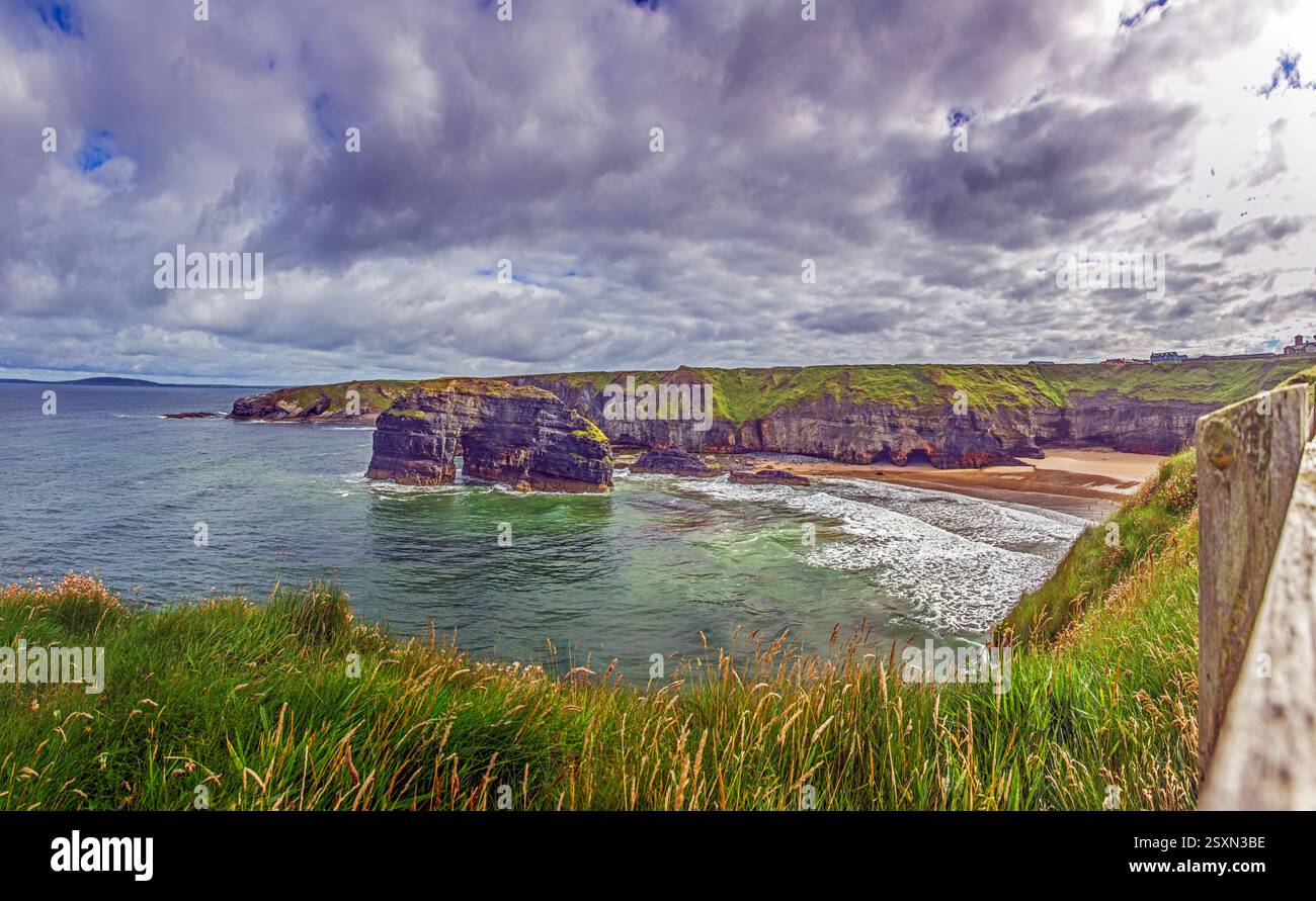 Breathtaking view of the Cliffs of Moher overlooking the Atlantic Ocean ...