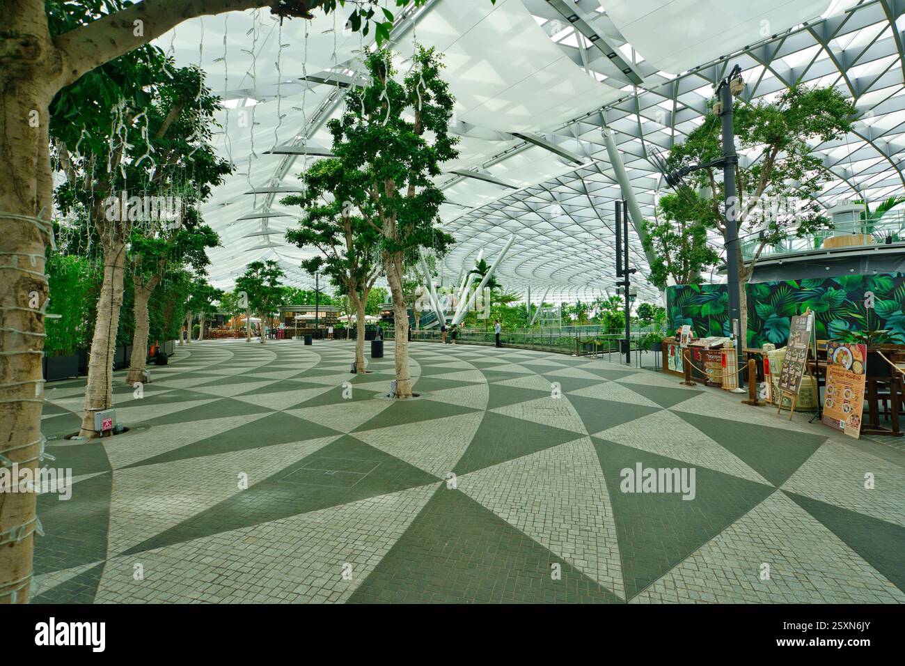 Dining Area Located at L5 level of Jewel rain vortex dome in Jewel ...