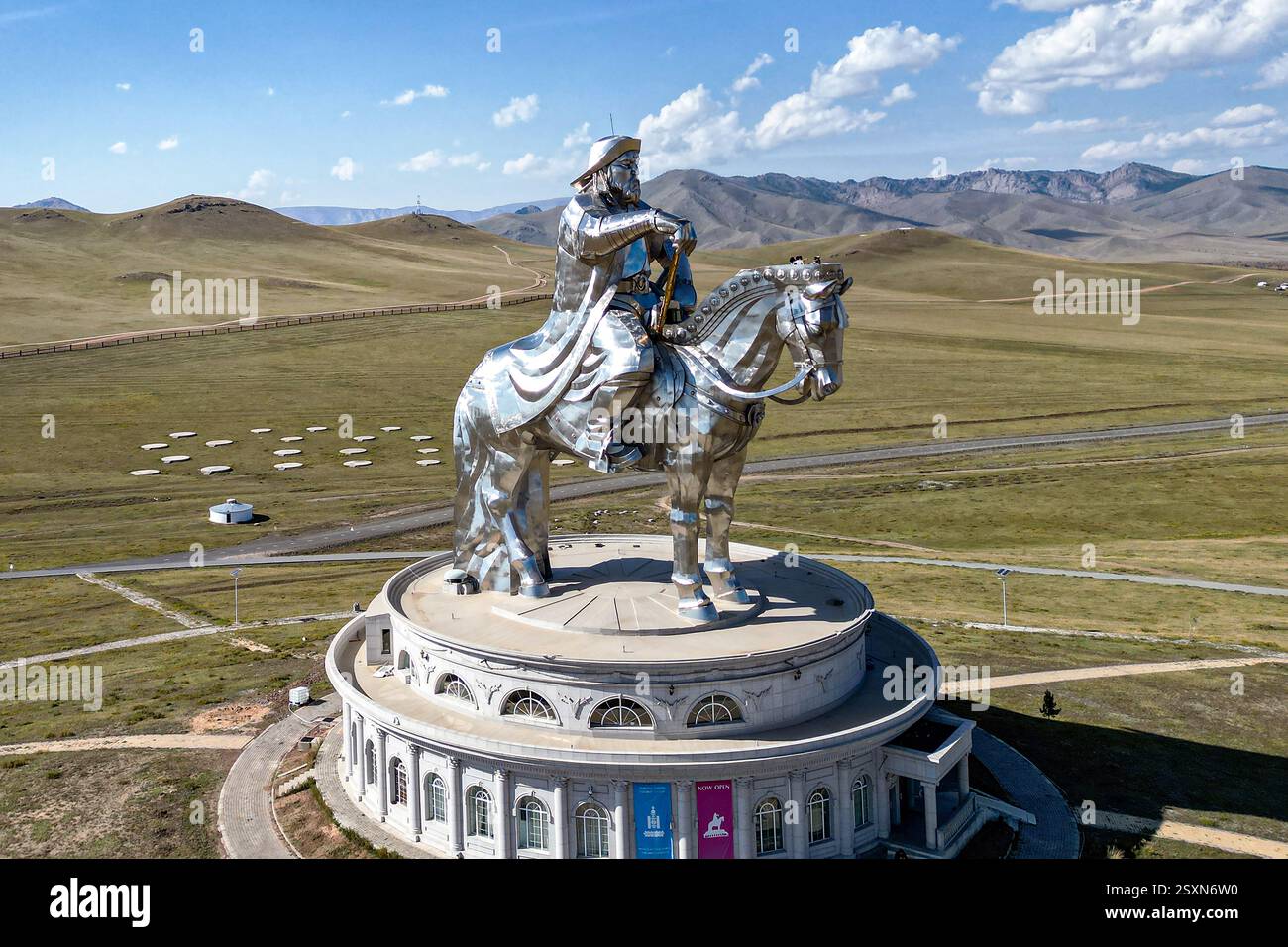 Genghis Khan Statue, Mongolia Stock Photo - Alamy