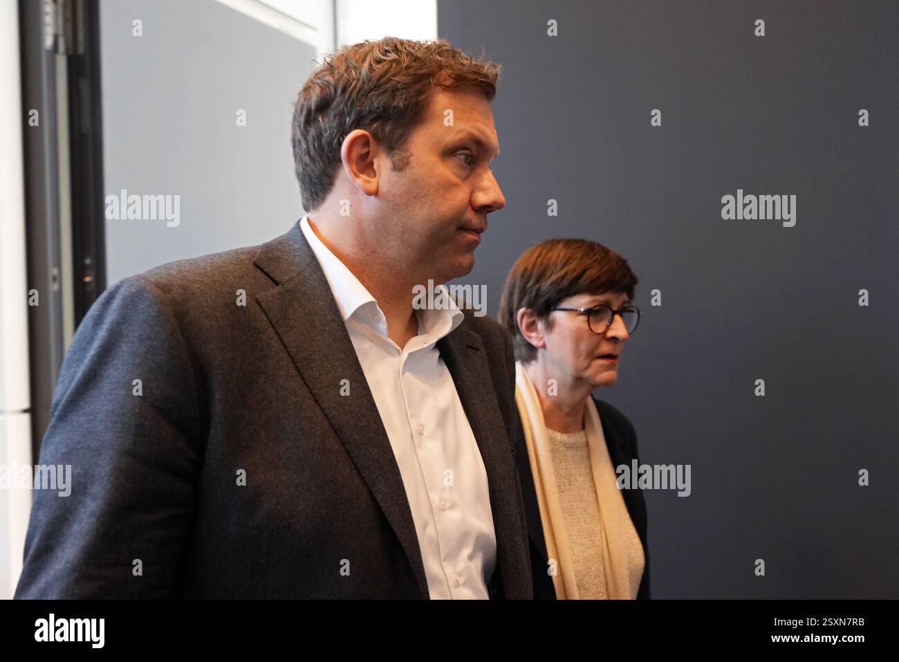 Berlin, Germany. 25th Feb, 2025. The SPD federal chairmen Lars ...
