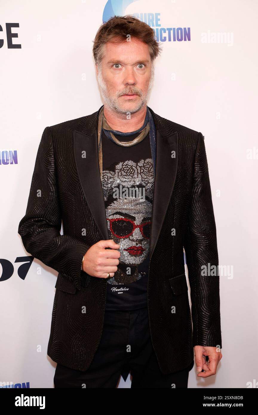 Rufus Wainwright beim Cure Addiction Now’s Inaugural Fundraising ...