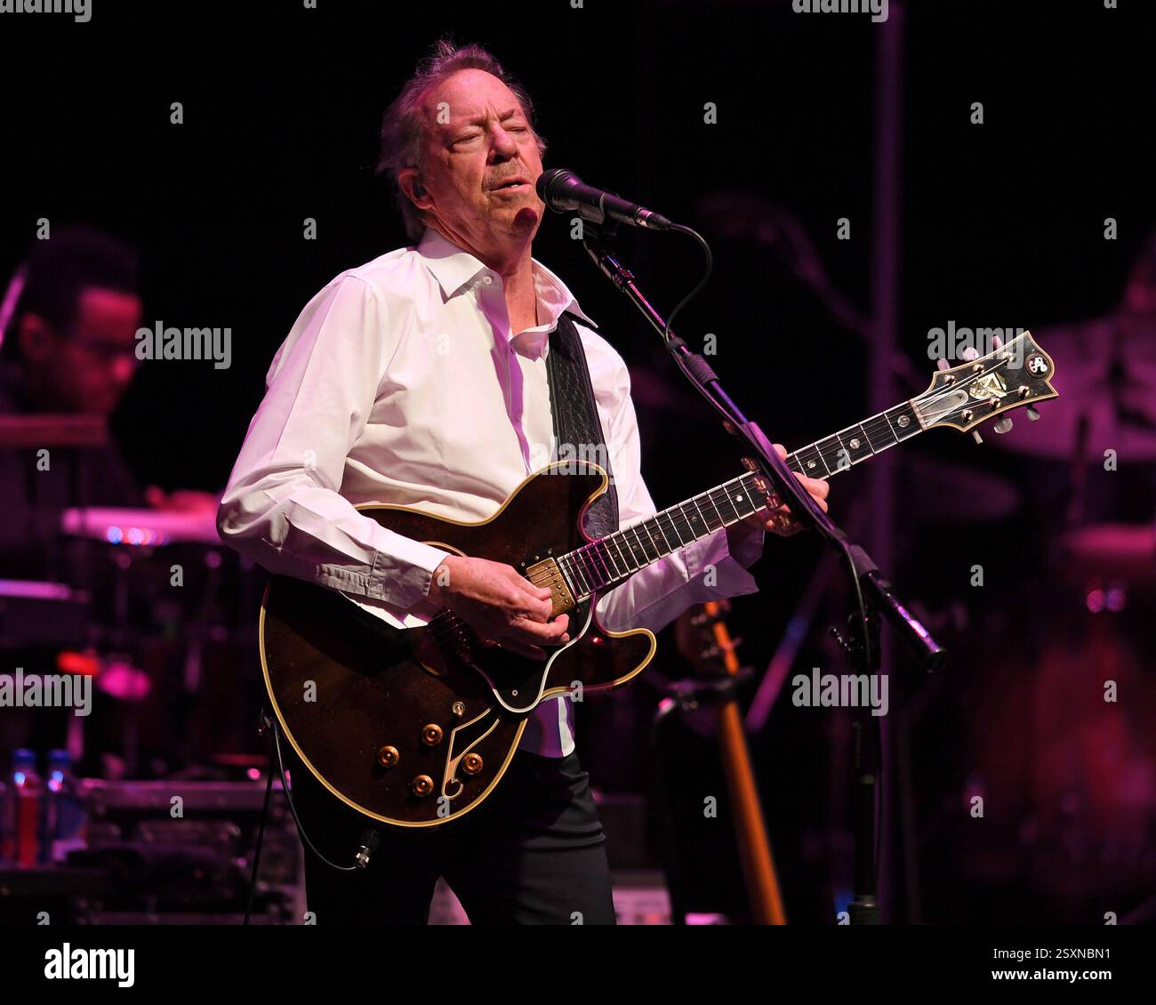 Boz scaggs hi-res stock photography and images - Alamy