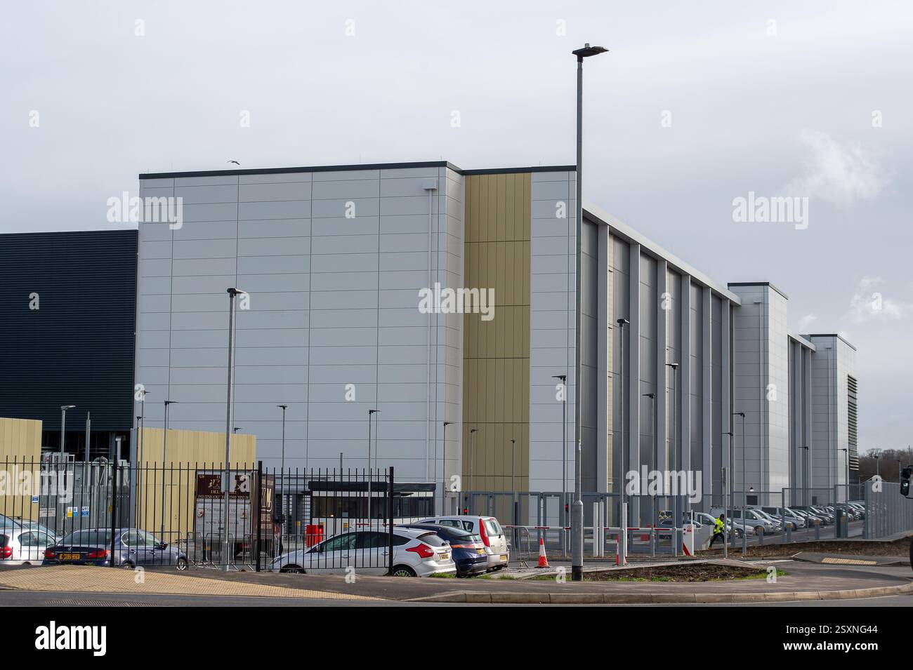 Slough, Berkshire, UK. 25th February, 2025. Two huge new data centres for Yondr have been built ...