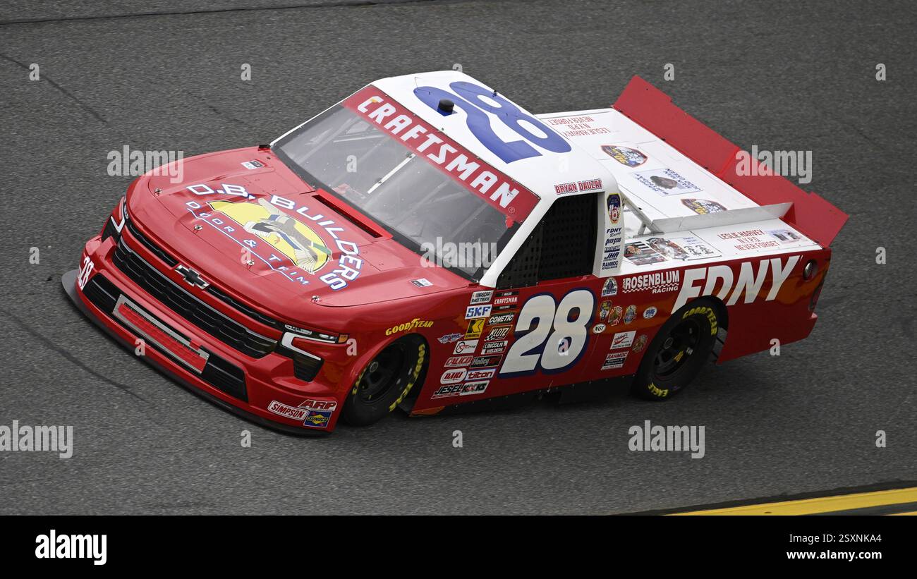Bryan Dauzat (28) during qualifying for a NASCAR truck series auto race ...