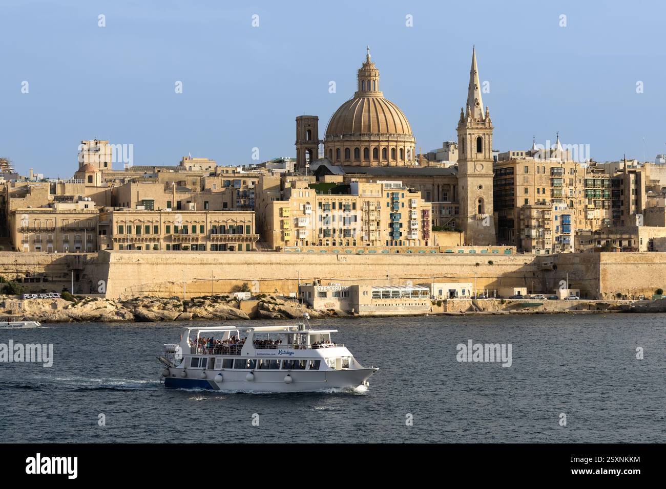 The view across Marsamxett Harbour to Valletta from Sliema in Malta ...