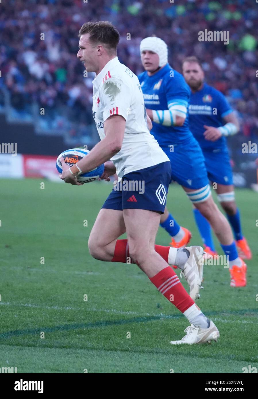 Leo Barre of France during the 2025 Six Nations Championship, rugby ...