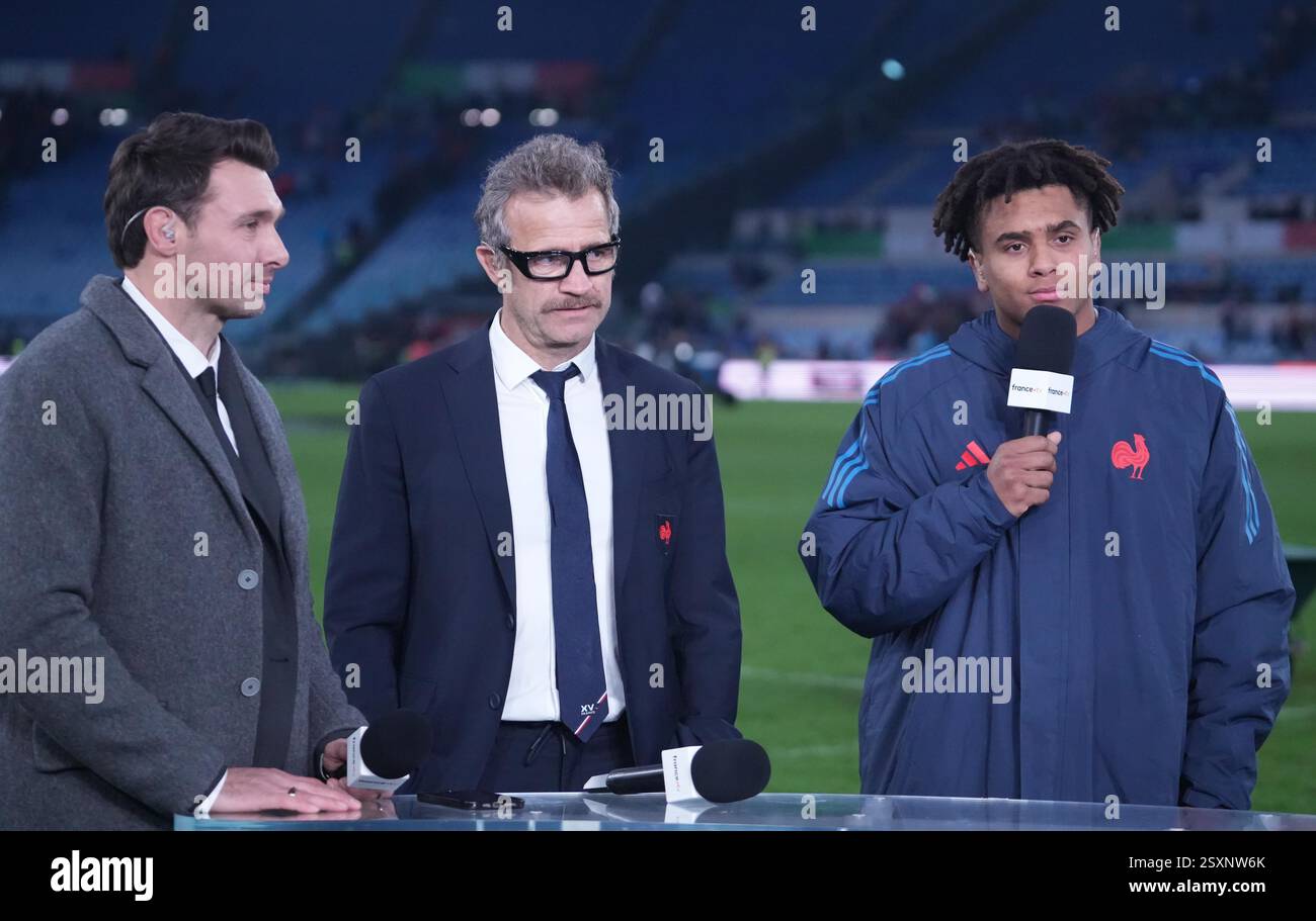 Francois Galthie and Th o Attissogbe during the 2025 Six Nations ...