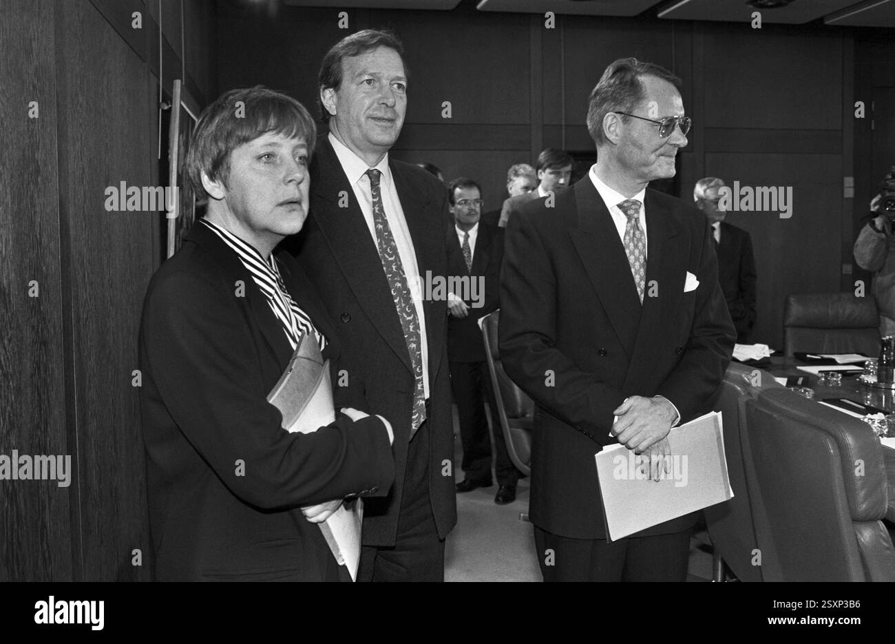 Deutschland, Bonn, 10.03.1995 Archiv.: 52-10-29 Gespraech ...