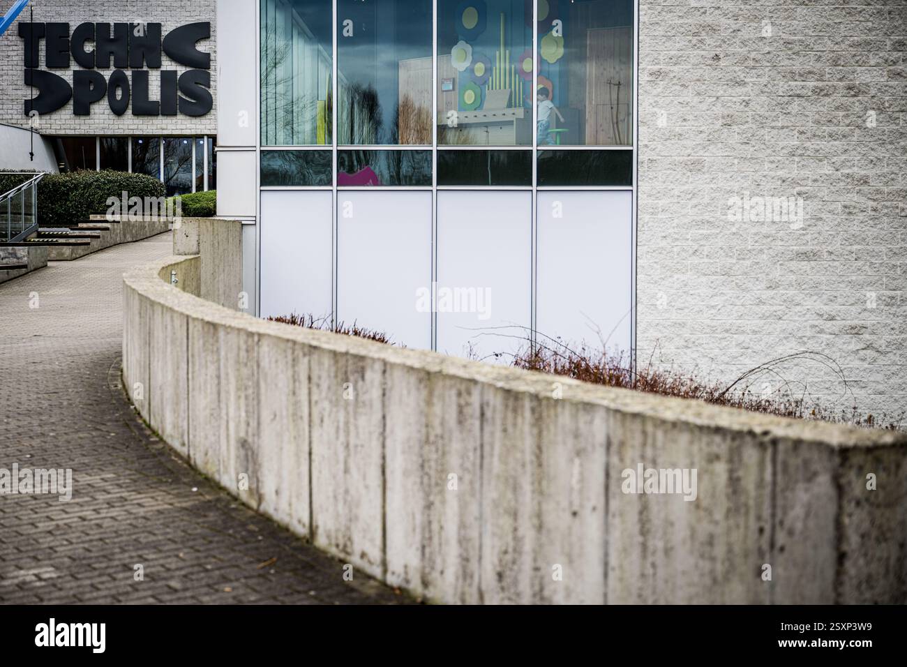 Mechelen, Belgium. 25th Feb, 2025. A picture showing the entrance of ...