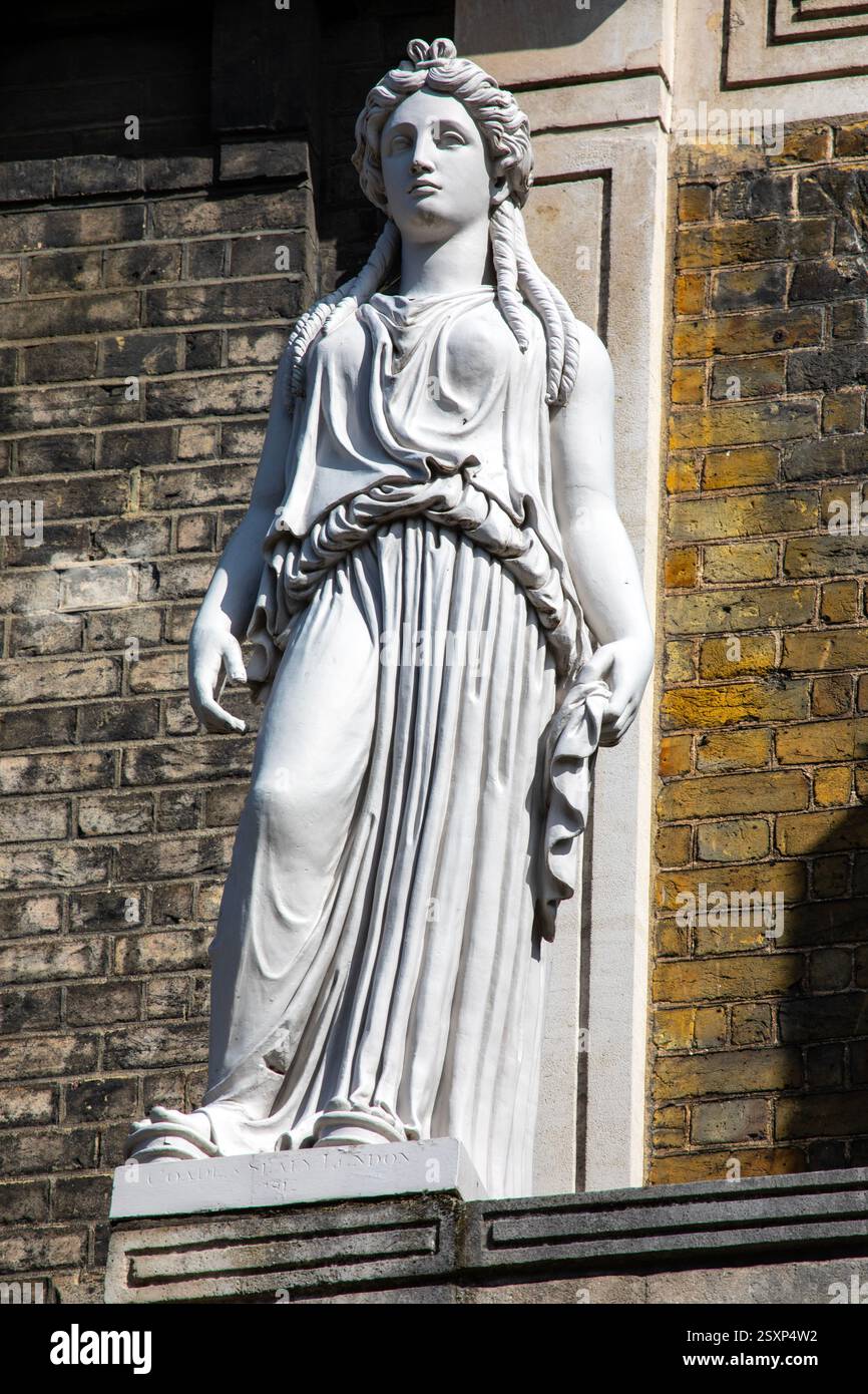 London, UK - May 26th 2023: A beautiful neoclassical sculpture on the ...