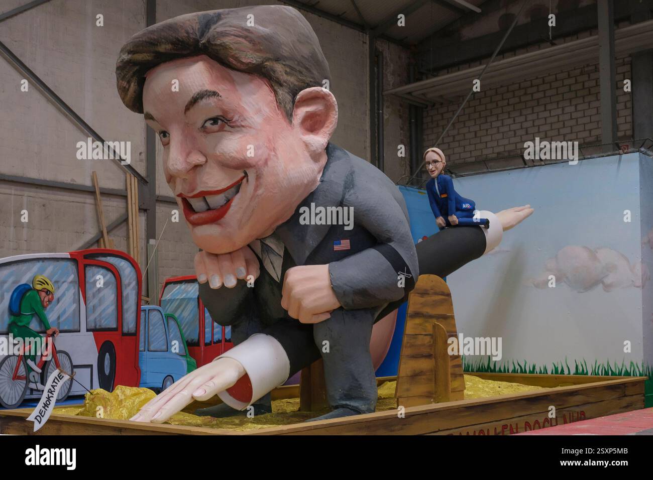 Traditionelles Richtfest und Vorstellung der Persiflage-Wagen zum ...