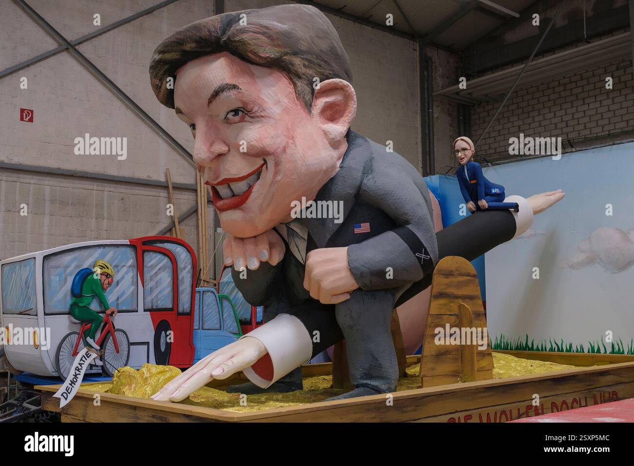 Traditionelles Richtfest und Vorstellung der Persiflage-Wagen zum ...